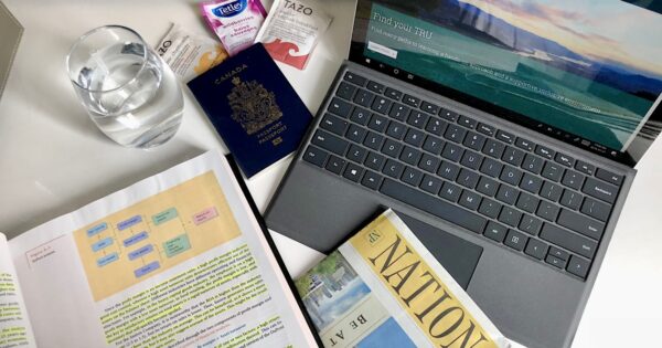 8 Advantages Of Studying At An Open University - Online Student Life